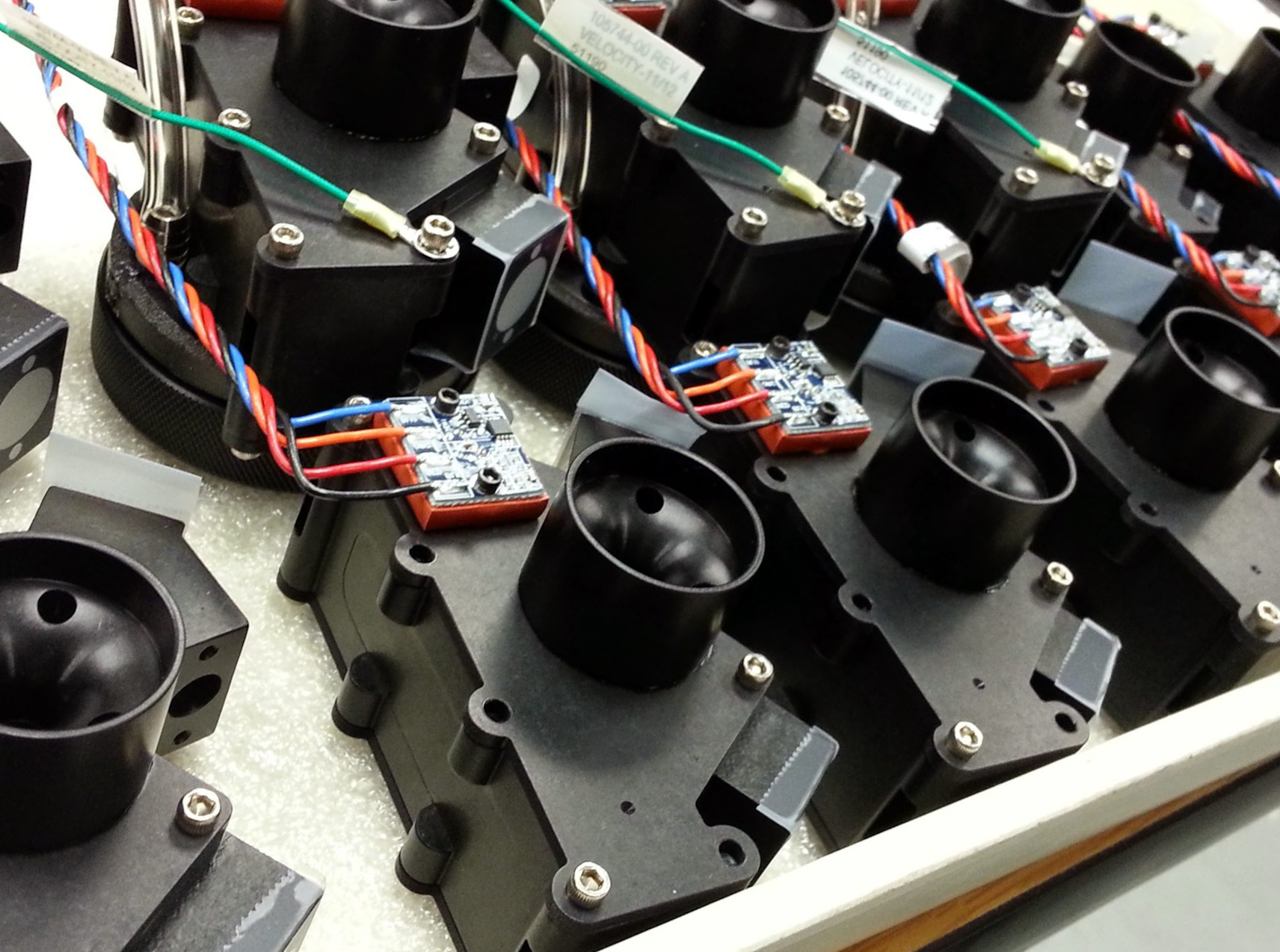 Electromechanical and mechanical assembly solutions - Machine Inc.